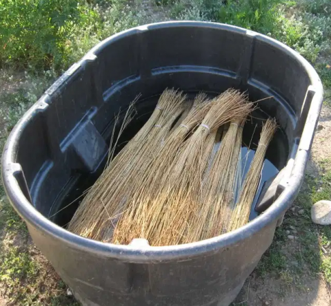 Grow Your Own Linen: Easy Steps for Home Weaving